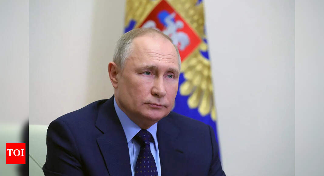 Putin: Vladimir Putin to undergo cancer treatment, handover power to ...