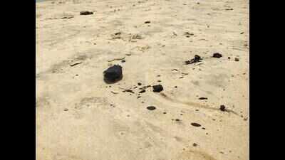 Concerns raised over tar balls at Benaulim beach | Goa News - Times of ...