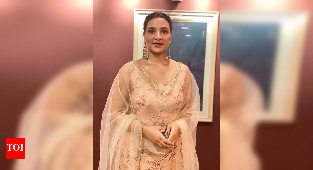 Subhashree, Parno get emotional while speaking about Swatilekha ...