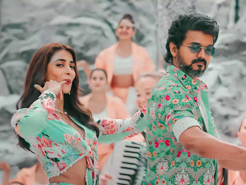 Pooja Hegde brings a new trend in Jolly O Gymkhana from 'Beast'; song ...