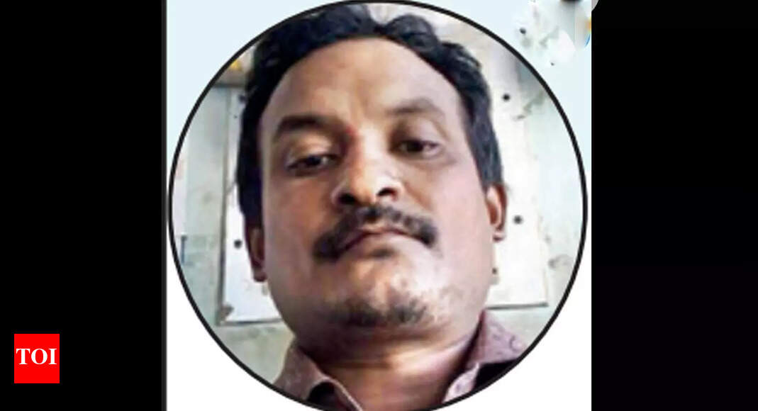 Businessman loses Rs 26 lakh to coin fraud in Karnataka, kills himself | Bengaluru News - Times ...