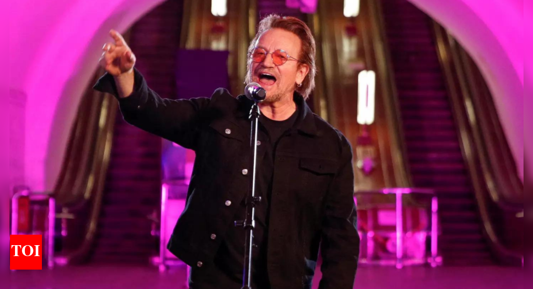 Bono: U2's Bono puts on 'freedom' show in Kyiv metro - Times of India