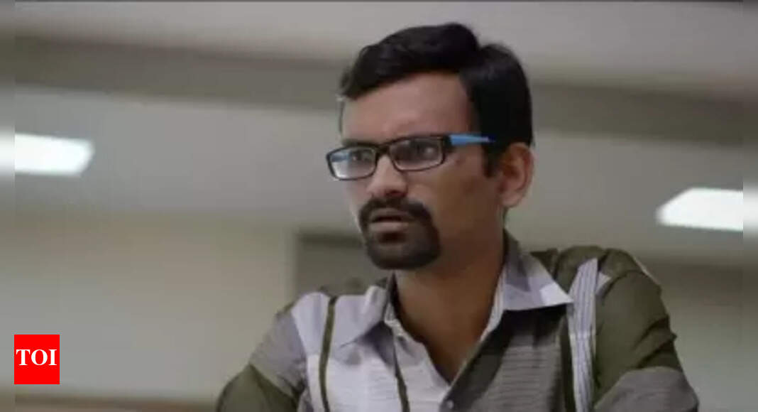 'Panchayat' director Deepak Mishra was a bundle of nerves before show's ...