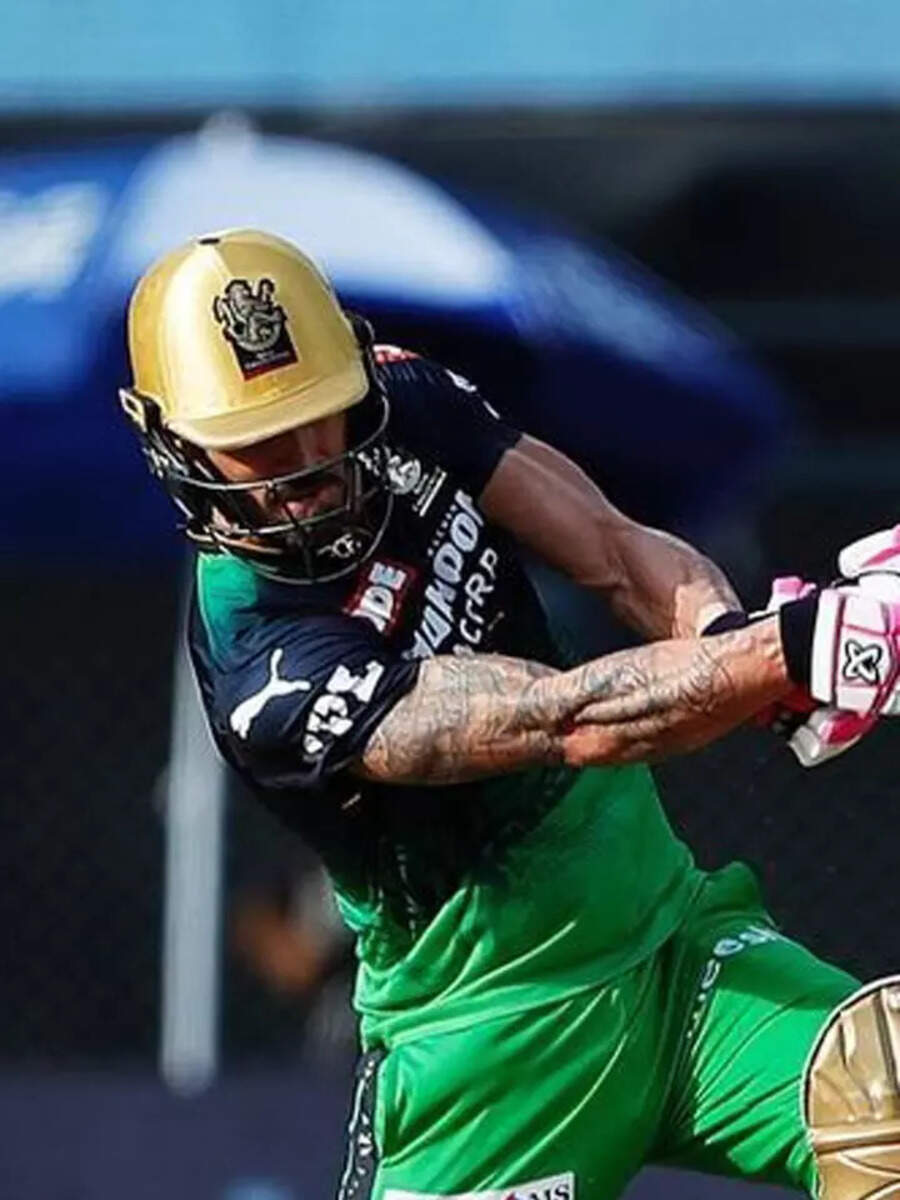 RCB's Faf du Plessis achieves milestone of 300 fours in IPL ...