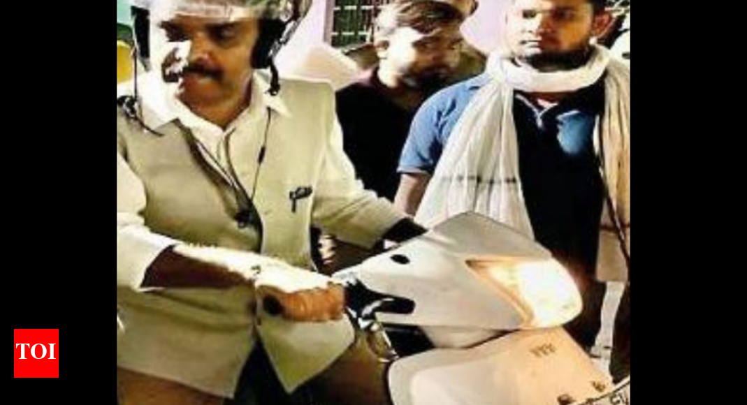 Surendra Maithani: Min Reviews City Devpt Works Riding A Scooty ...