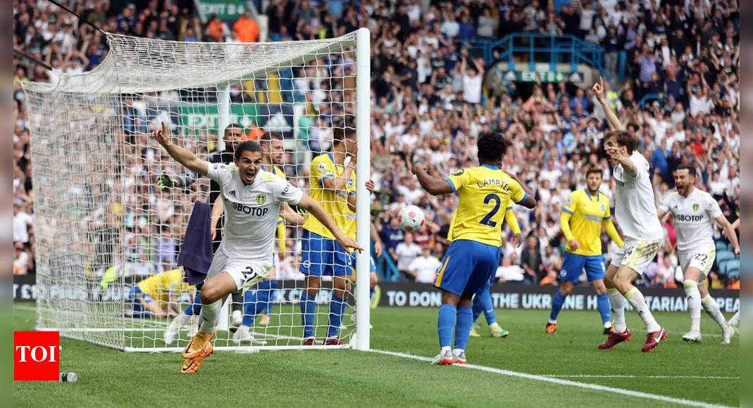 Pascal Struijk snatches last-gasp draw for Leeds | Football News ...