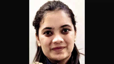 MP: Itarsi girl helps team India shoot silver at ISSF Jr World Cup ...