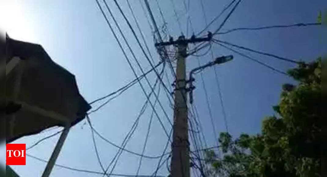 Lucknow: Underground cable destroyed twice in three days, LESA approach ...