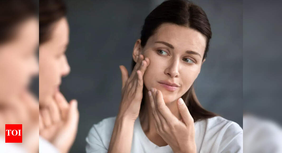 The ultimate guide to fighting oily skin - Times of India