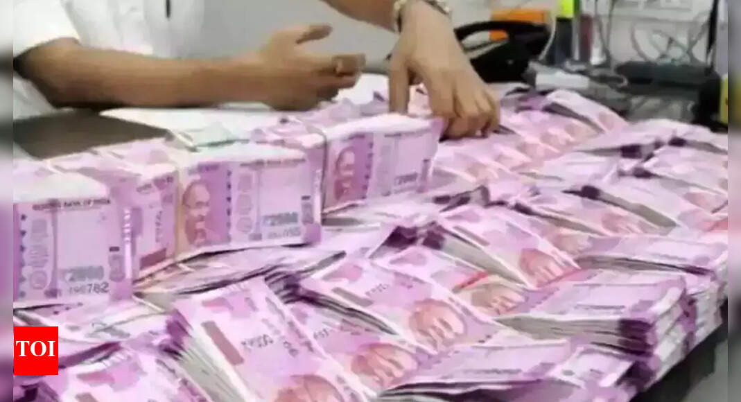 Acb: Thane ACB slaps Rs 8 crore corruption case on ex-BJP MLA | Mumbai News - Times of India