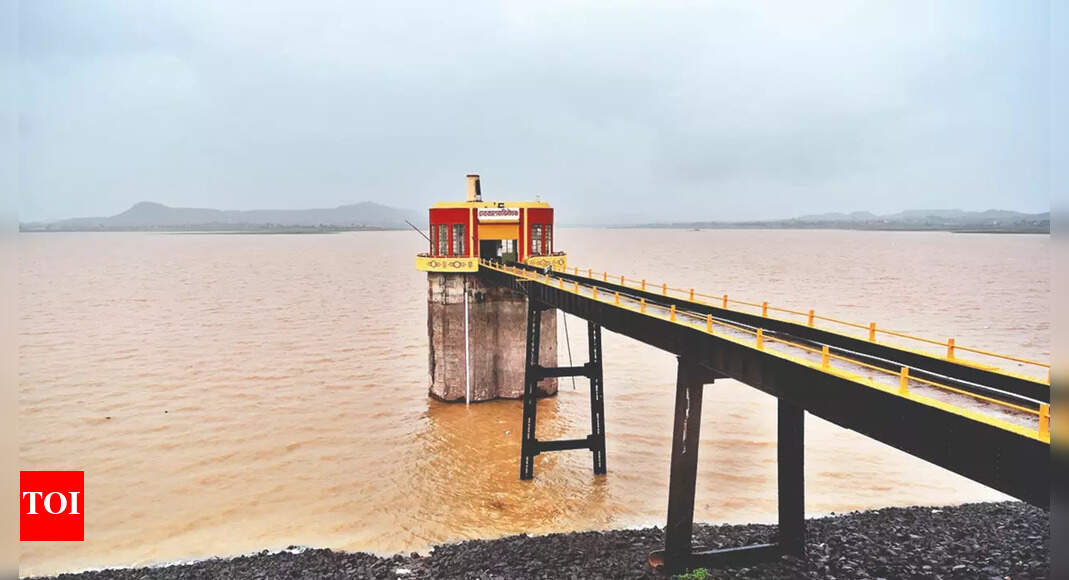 Mld: Nmc Lifts 4 Mld More Water From Gangapur Dam | Nashik News - Times of India