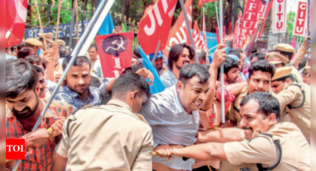 Autos, Bike Taxis Make The Most Of Cab Strike | Hyderabad News - Times ...
