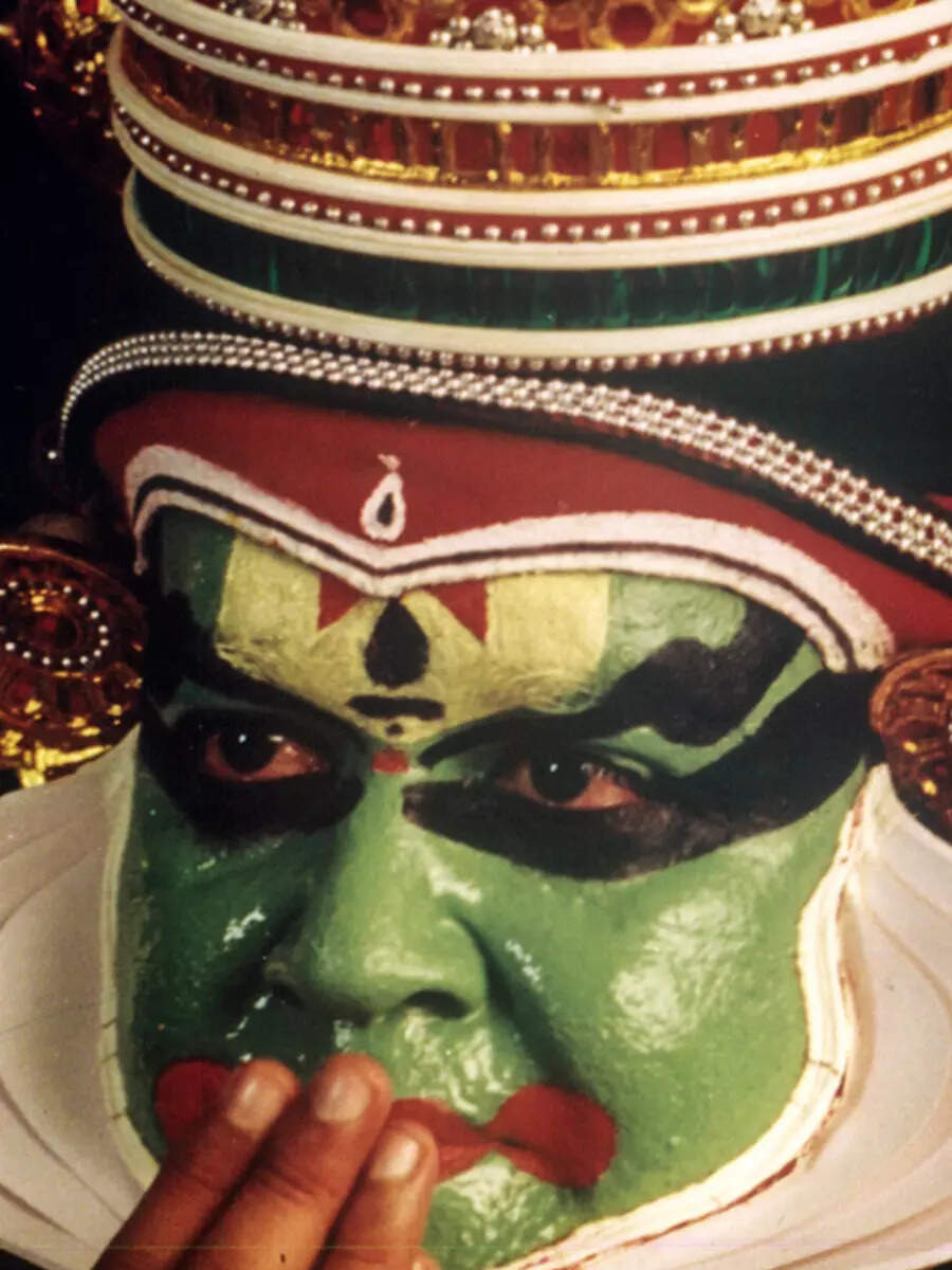 Marvellous Makeovers of Mohanlal | Times of India