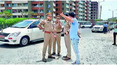 Angadia: Angadia Staffer Looted Of 33l At Gunpoint | Surat News - Times ...