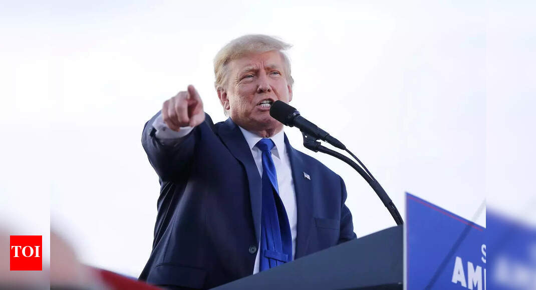 Trump: Donald Trump's longtime assistant subpoenaed by New York ...