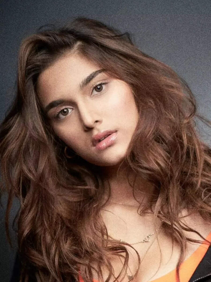 Ten overly cute pictures of 'Major' actress ‘Saiee Manjrekar’ | Times ...