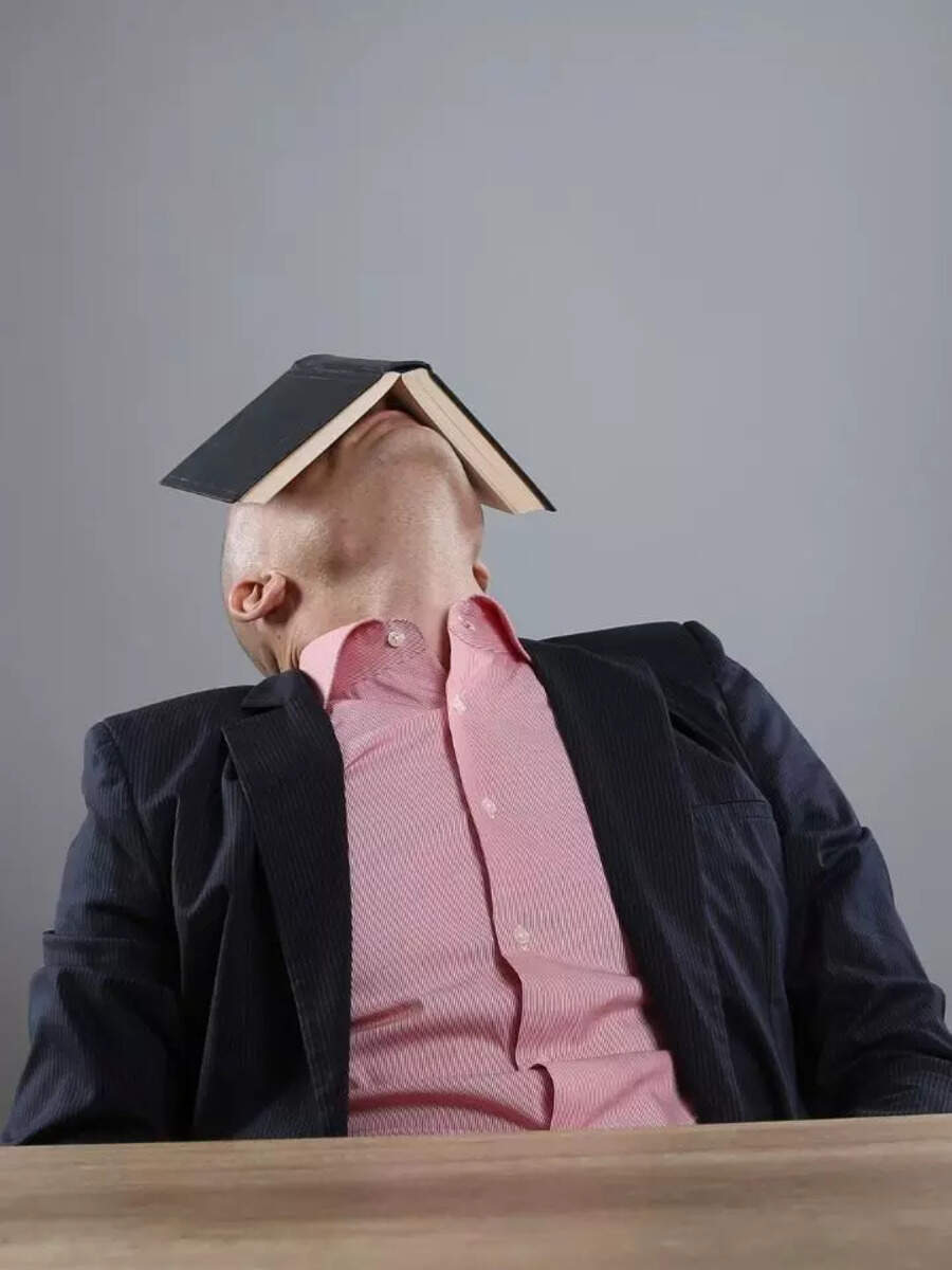 9 things that happen when you read "too much" | Times of India