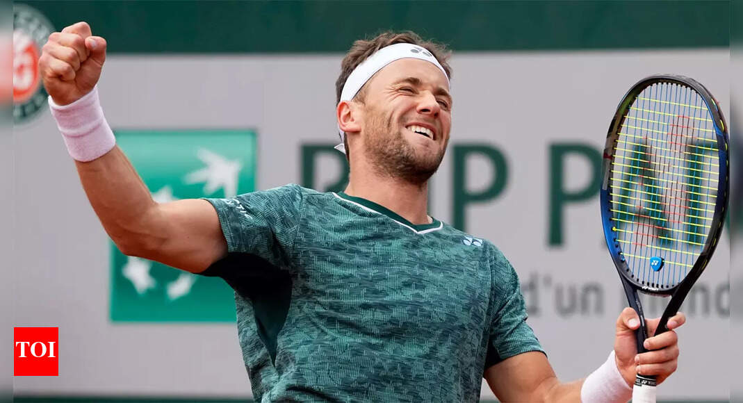 Casper Ruud first Norwegian man to make French Open quarters | Tennis ...