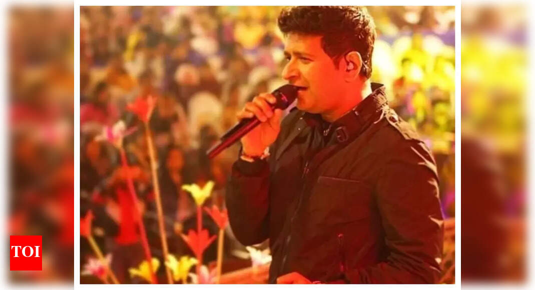 Video of singer KK's last performance goes viral on the internet ...