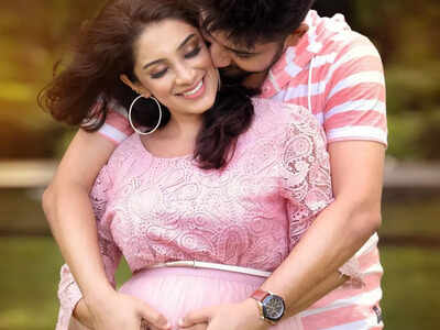 Popular VJ Diya Menon announces pregnancy - The Times of India