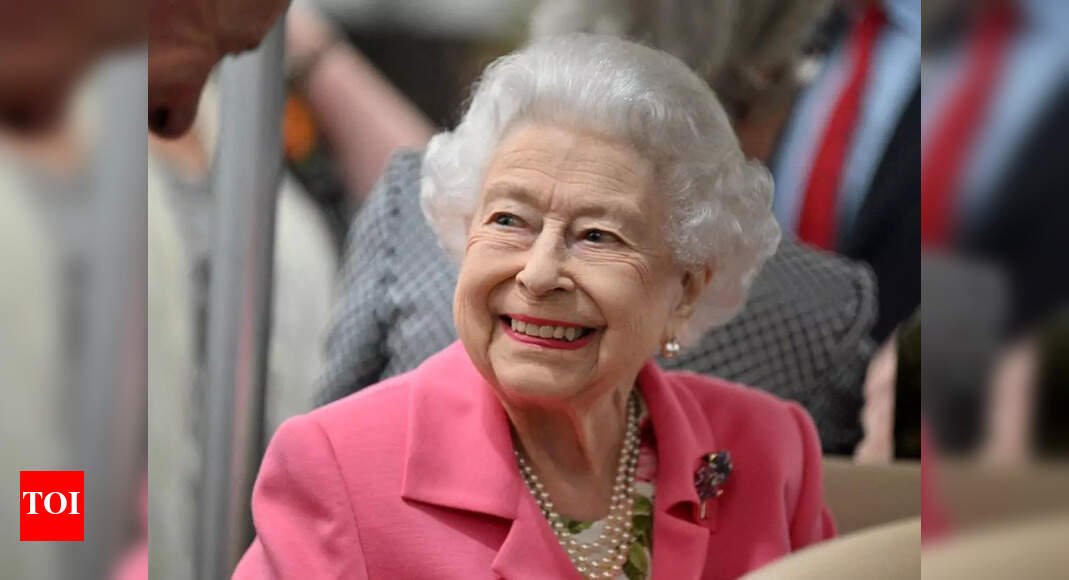 Elizabeth: Queen Elizabeth II: Record breaker - Times of India