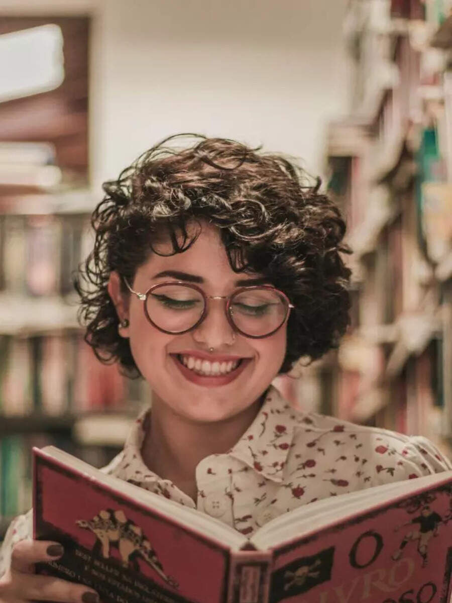 How to build a strong reading habit? | Times of India