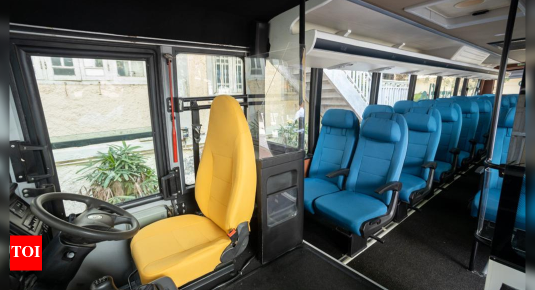 Mumbai: Cityflo introduces new bus design; 1,500 buses to replace 8 ...