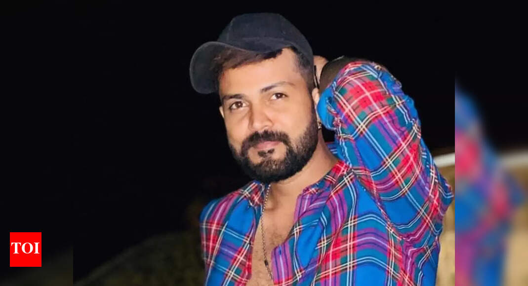 Actor Ram Pavan joins the cast of Bettada Hoovu - Times of India