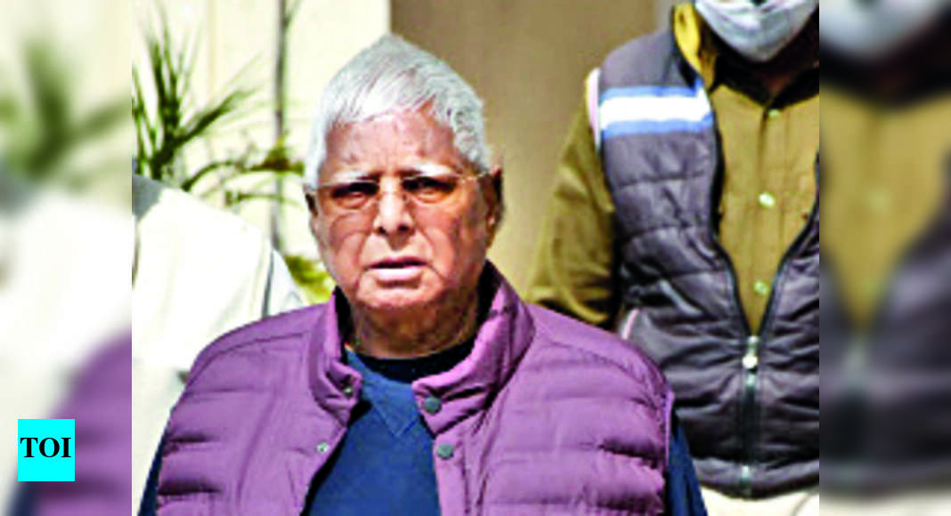 Lalu: Close Shave For Lalu As Fan In His Daltonganj Room Bursts Into ...
