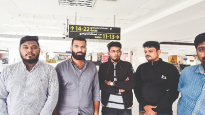 Customs: 5 Lankans Stay Put At Airport For Six Days Demanding Gold ...