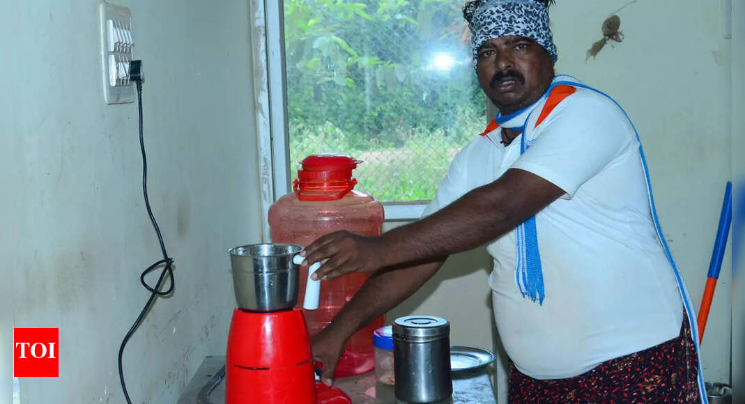 Mescom: Miffed by power cuts, farmer grinds masala at Mescom office in ...