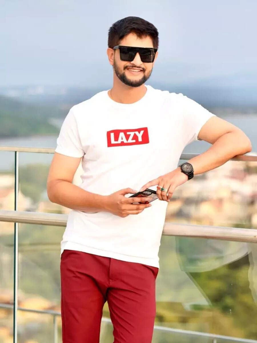 Dapper looks of birthday boy Neel Bhattacharya | Times of India