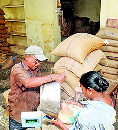 25,000 Pds Shops To Be Equipped With Common Service Centres By October ...