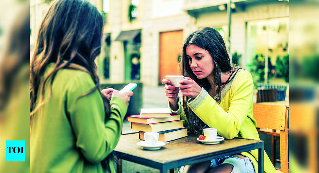 Screen Time For College Students Rose By 75% During Covid: Study ...