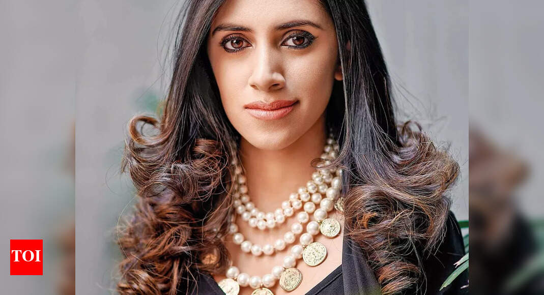 Celebrity fashion designer Prathyusha Garimella ends life, leaves ...