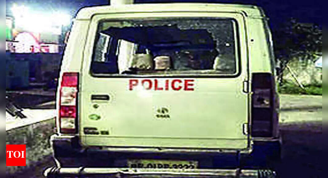 Bihar: Police team attacked, vehicle vandalized in East Champaran ...