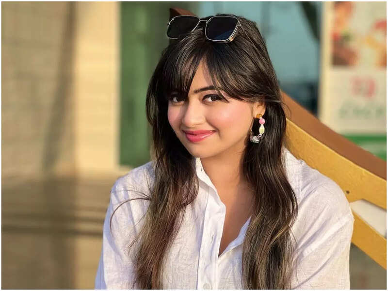 Shalin Zoya wraps up the shoot of her maiden feature film as a director ...