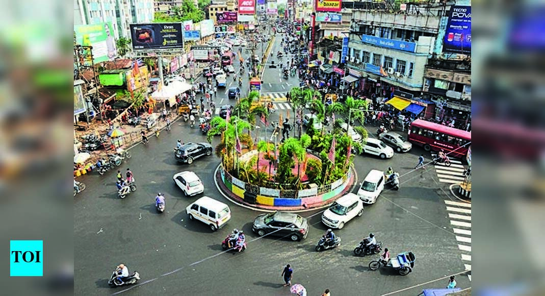 Main Rd: Main Rd Curbs Ease But Footfall Yet To Pick Up | Ranchi News ...