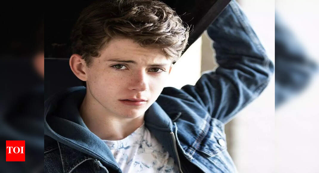 'Just Add Magic: Mystery City' star Tyler Sanders dies at 18 | English ...