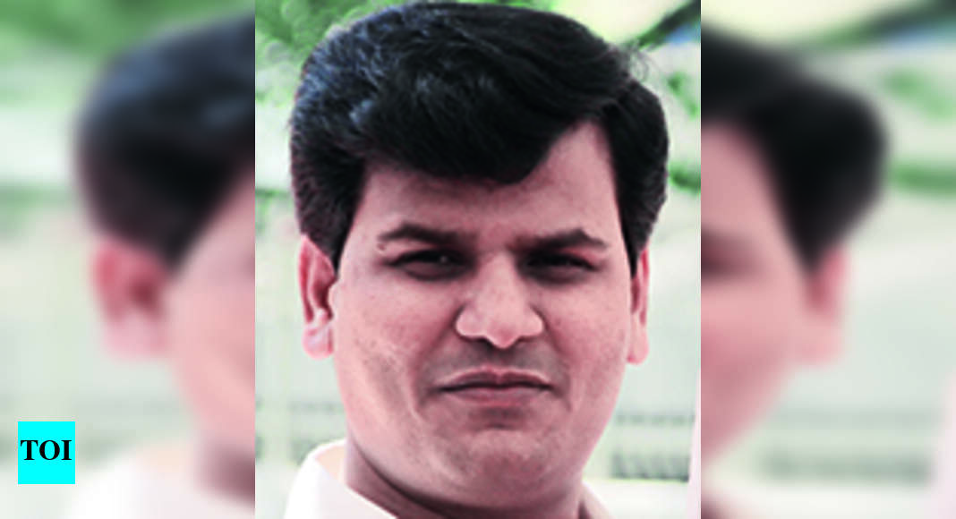 Rana: Mla Rana Issued Warrant In Ink Throwing Case | - Times of India