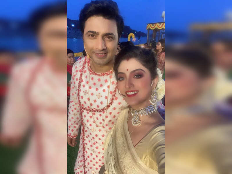 Sweta to play the lead opposite Dev in Avijit Sen’s next | Bengali ...