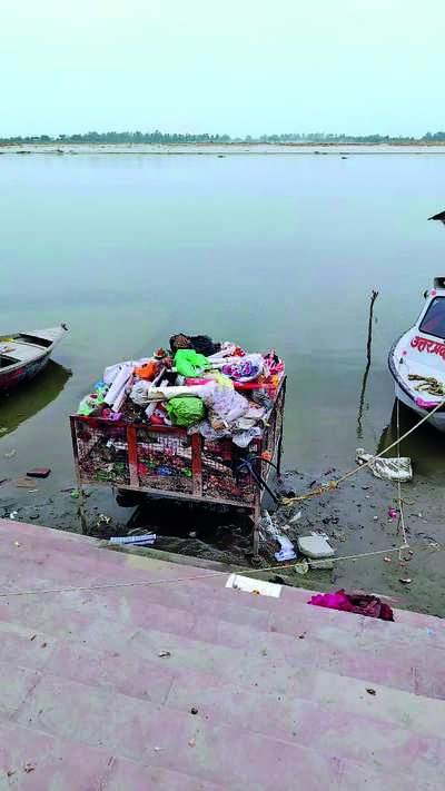 Agency Cleaning Ganga Ghats Awaits Contract Extension | Kanpur News ...