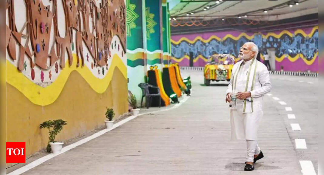 Delhi: Modern infra projects will reduce urban burden, says PM Narendra ...