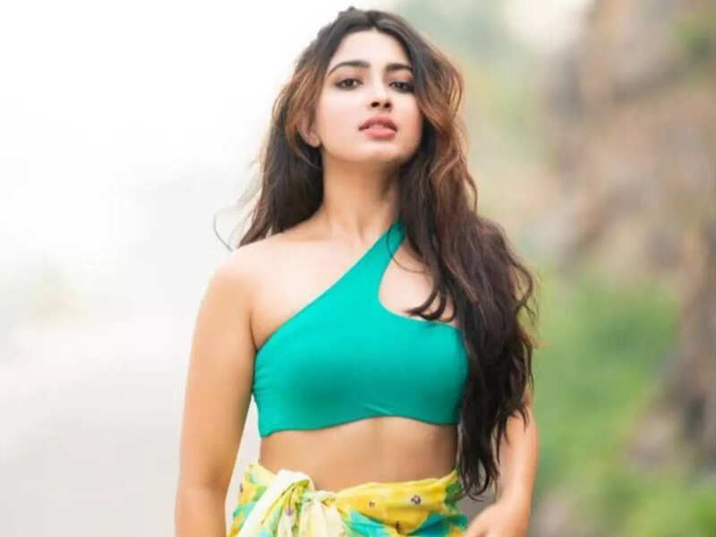 Sanya Iyer is making heads turn with her new bold photo shoot; see pics - Times of India