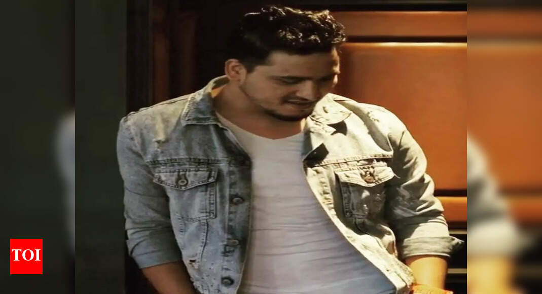 Singer Dev Negi overwhelmed by response to 'Kala Sha Kala' | Hindi ...