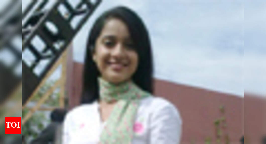 Vinita's childhood dream comes true! - Times of India