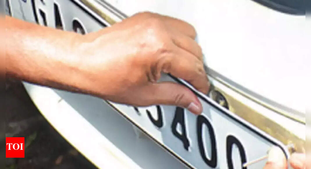 Delhi: Driving without a registration plate will cost you Rs 5,000 ...