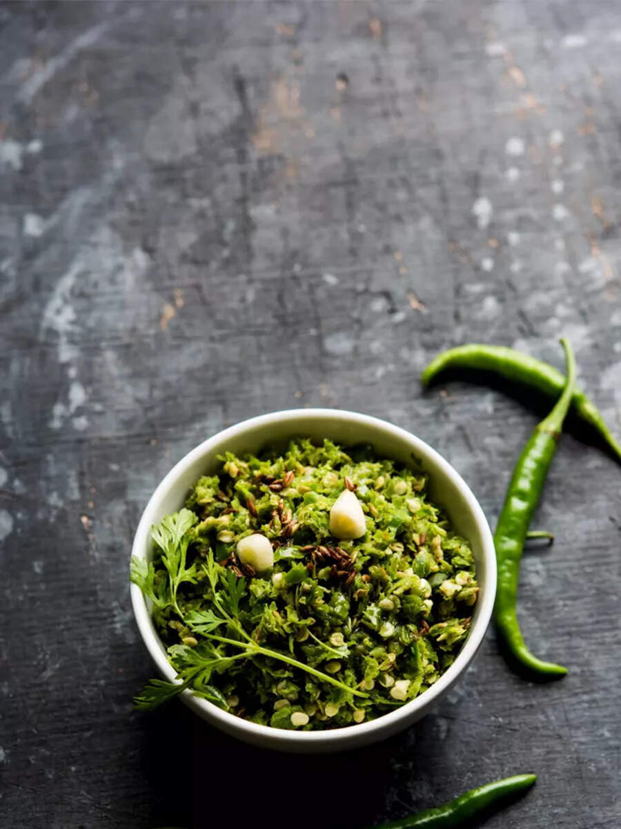 How to make Maharashtrian Green Chilli Thecha | Times of India