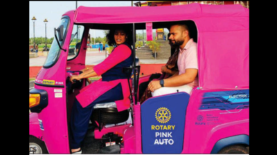 Goa: First of 20 unique rickshaws under ‘Pink Auto’ initiative hits the ...