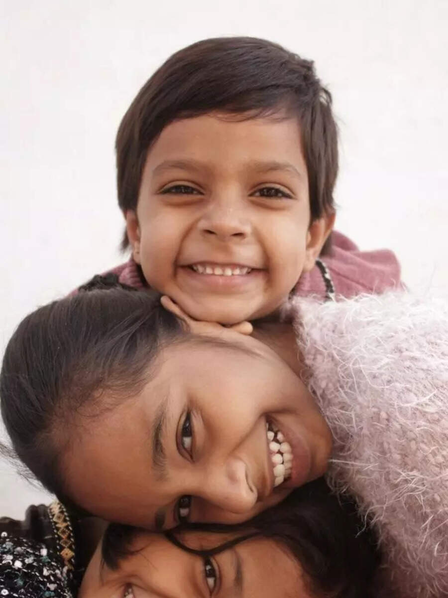 The top 9 brothers and sisters in literature | Times of India